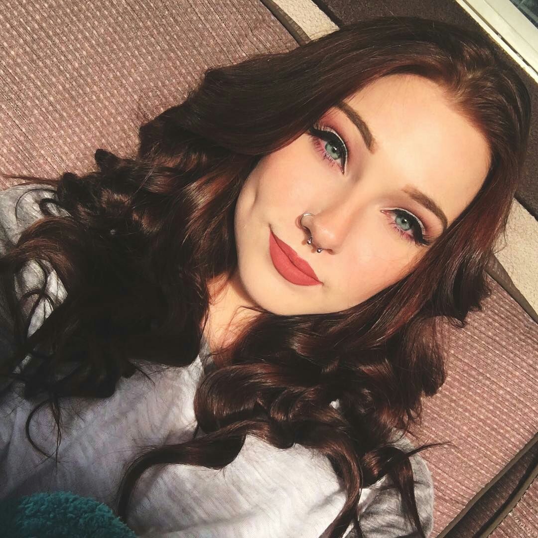 Cute dimple | Scrolller