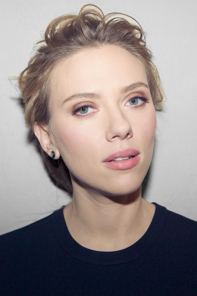 Cute Head tilt | Scrolller