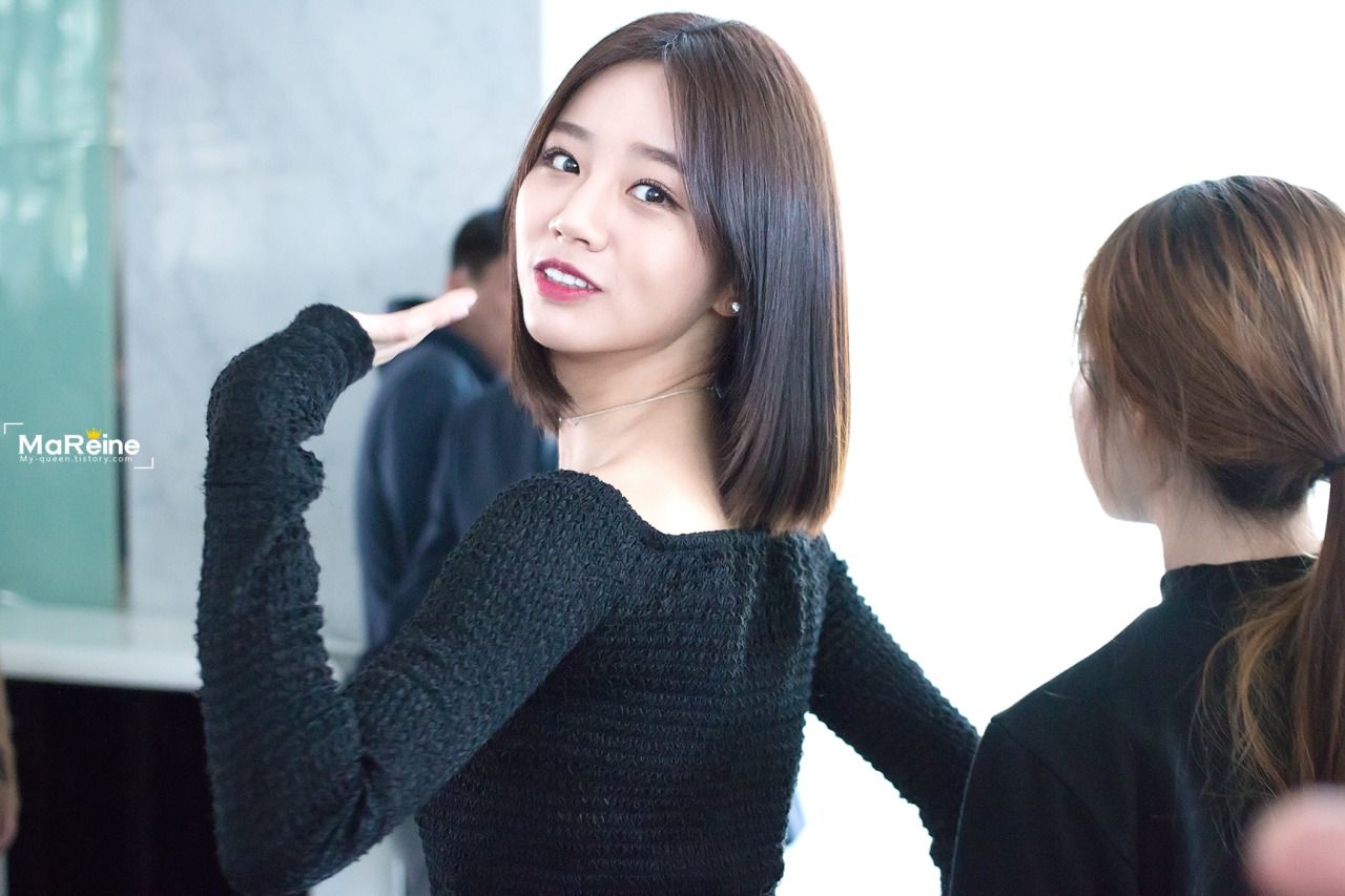 cute sweater | Scrolller