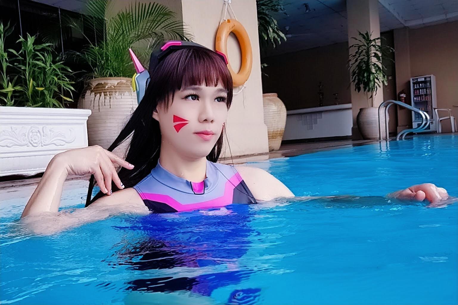 D.Va swimsuit in the water | Scrolller