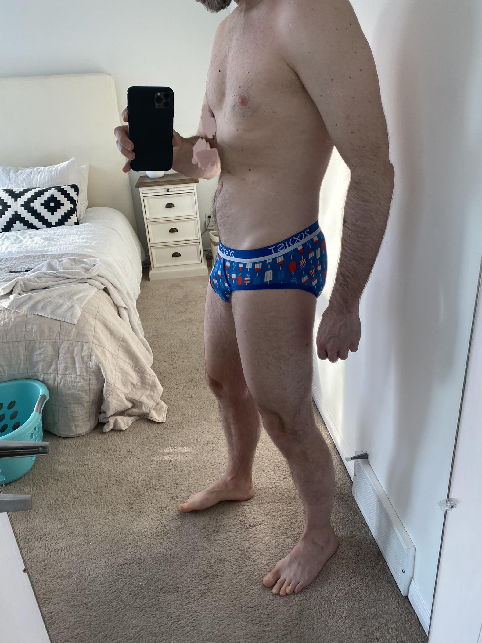 Dad in briefs (42) | Scrolller