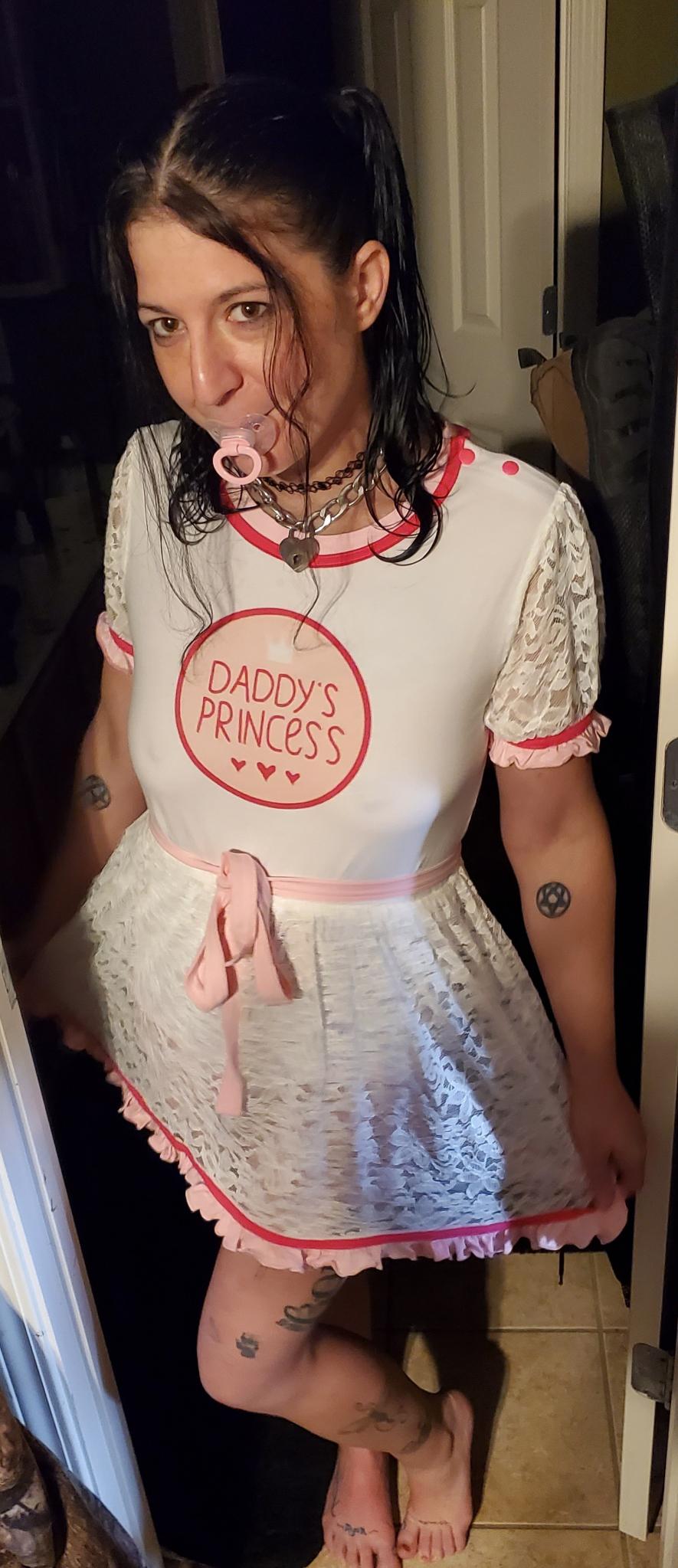 Daddy's little princess | Scrolller