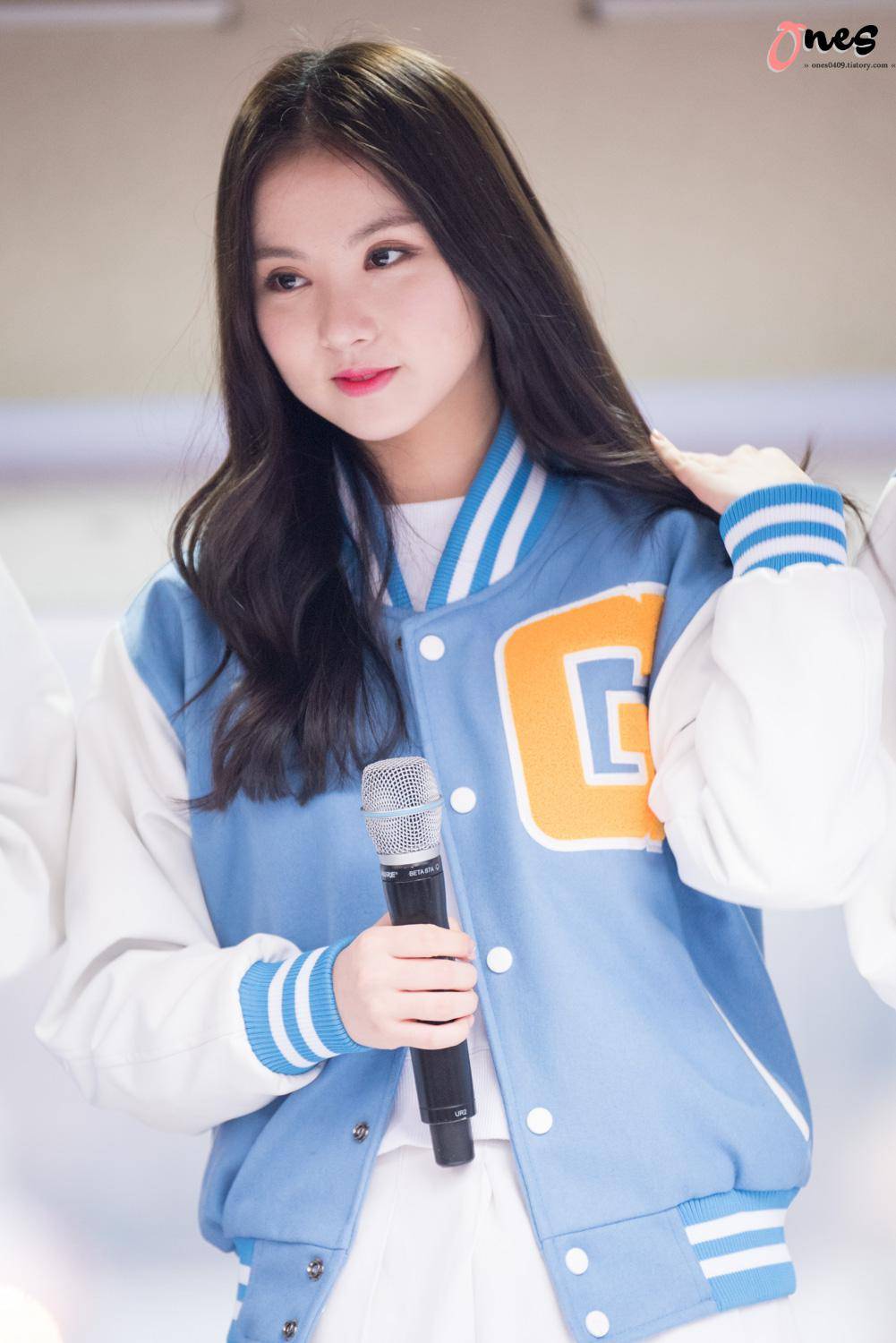 Daily Eunha #225 | Scrolller