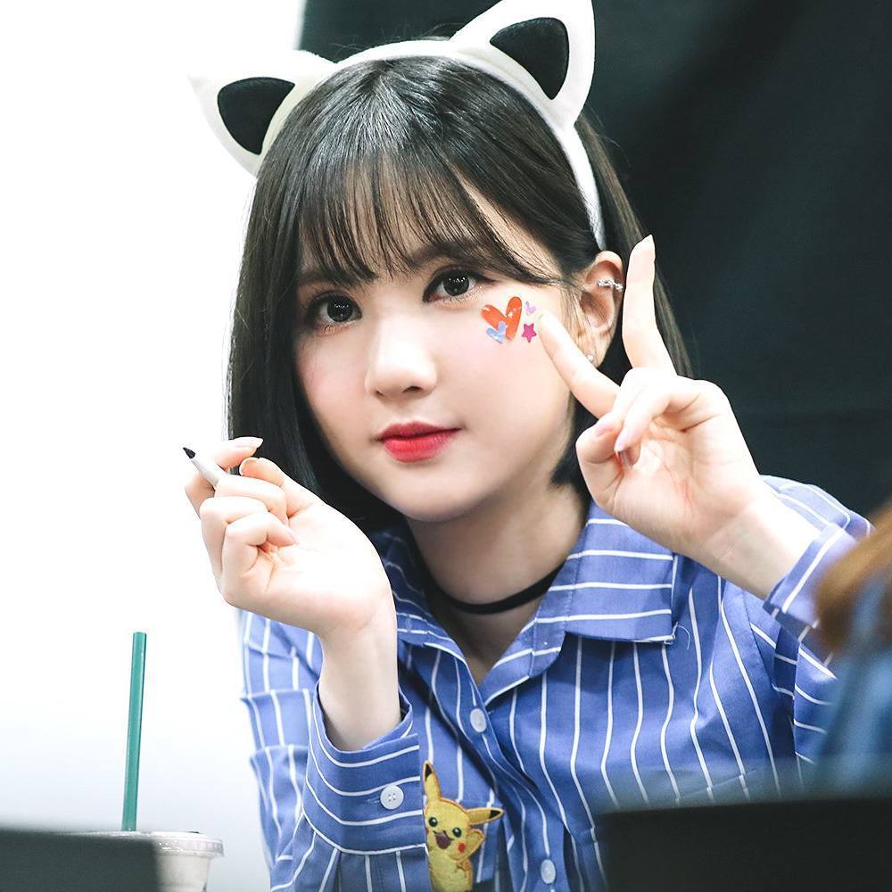 Daily Eunha #8 | Scrolller