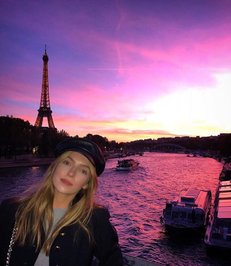Daily Jodie Comer #26: Meet me in Paris | Scrolller
