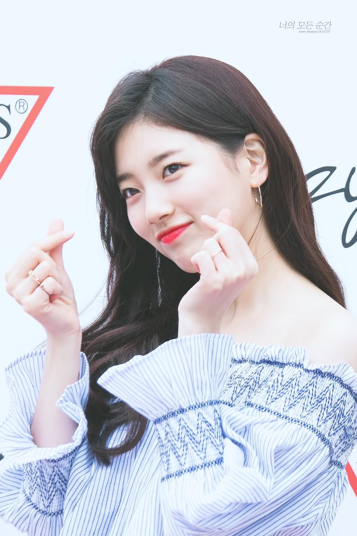 Daily Suzy #285 | Scrolller