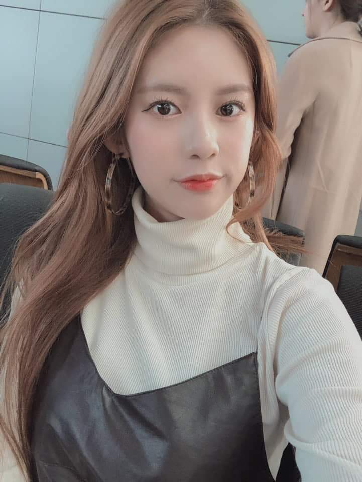 Daisy Tuesday | Scrolller