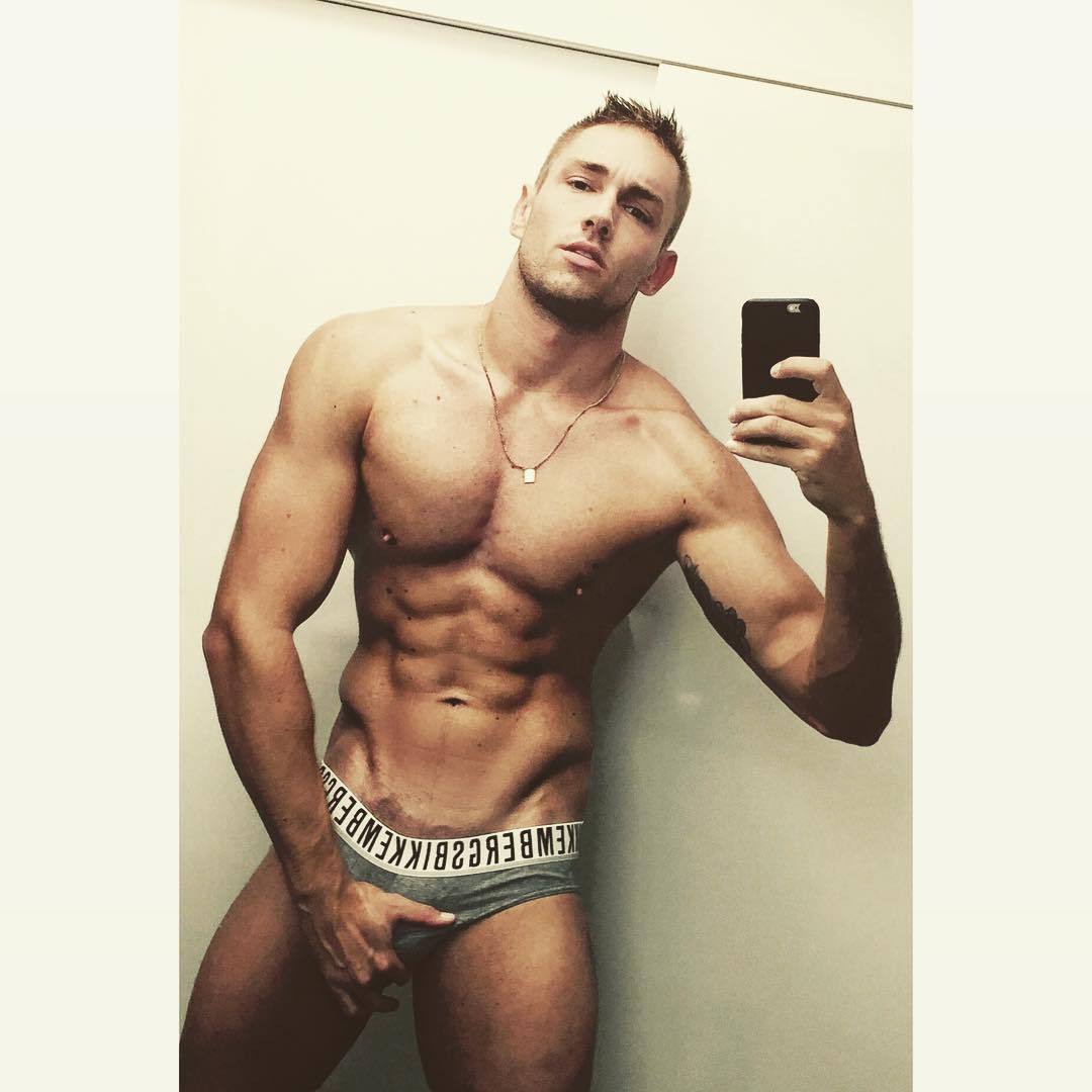 Damn Bro | Scrolller