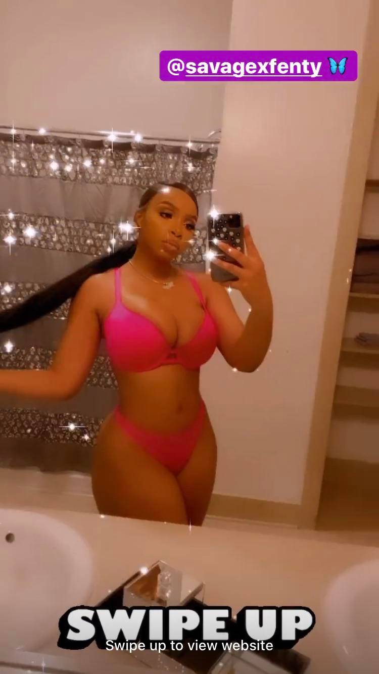 Damn She Thick ️ Scrolller