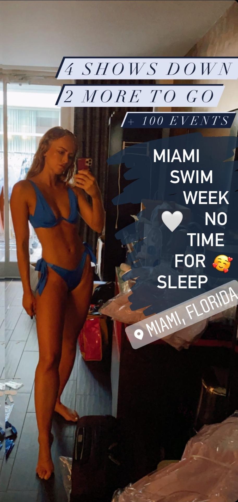 Danielle Moinet | Scrolller