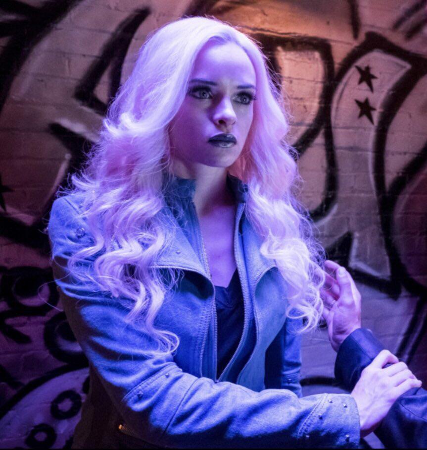 Danielle Panabaker - Killer Frost | Scrolller