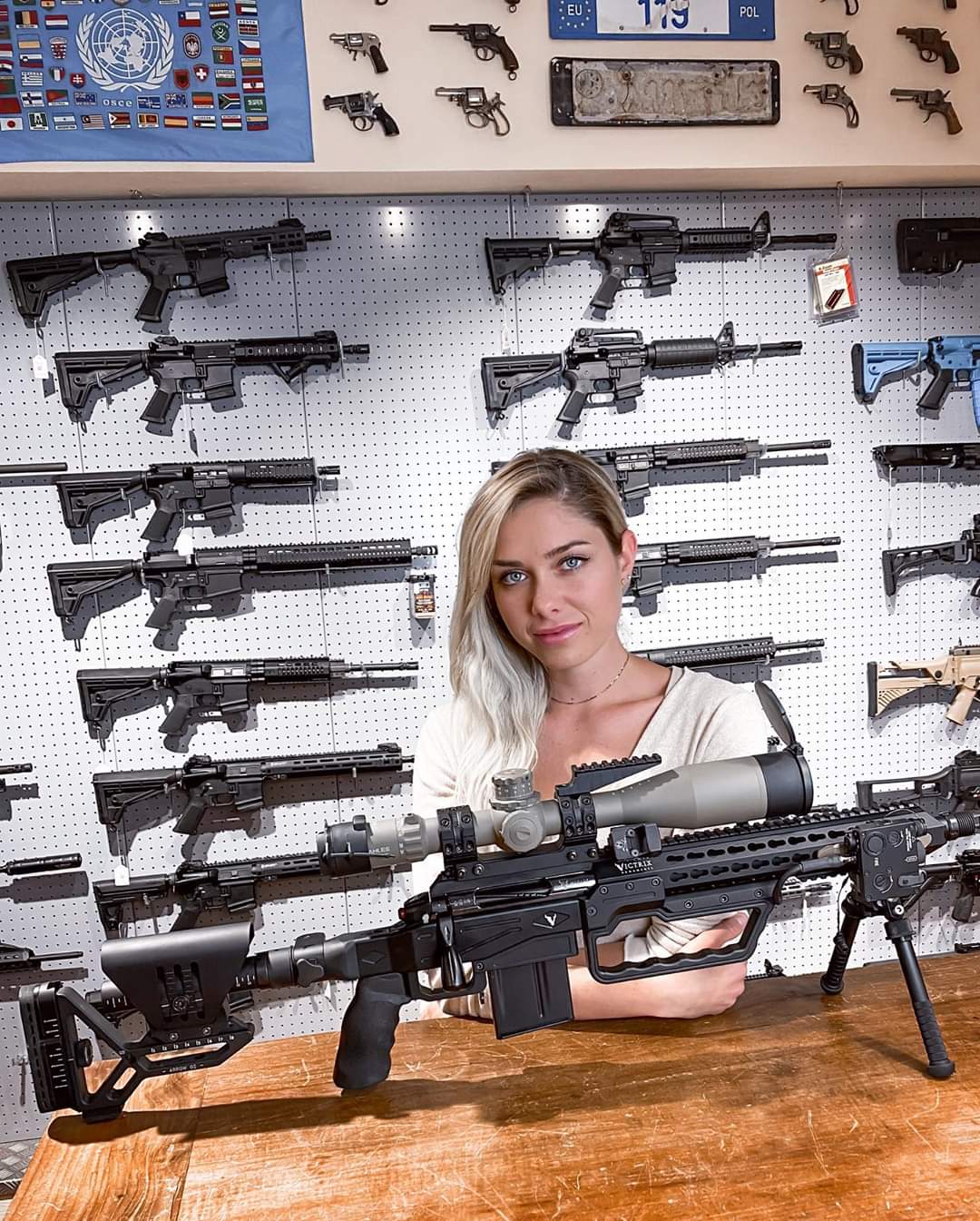Danielle Valkyrie + Victrix Armaments Pugio .308 | Scrolller