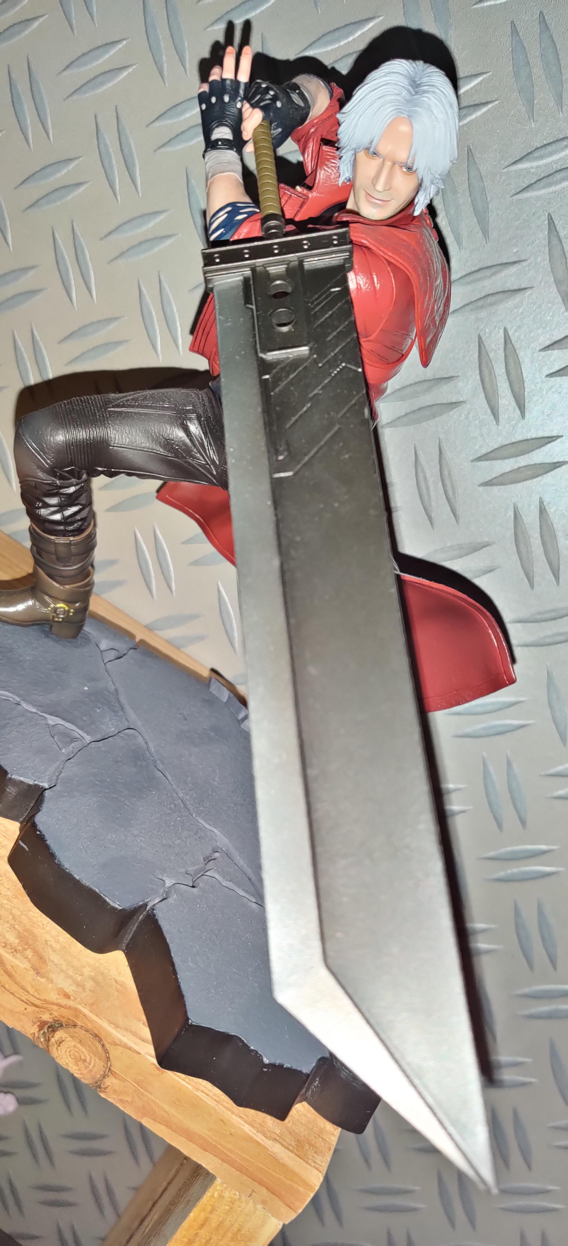 Dante wielding the buster sword. | Scrolller