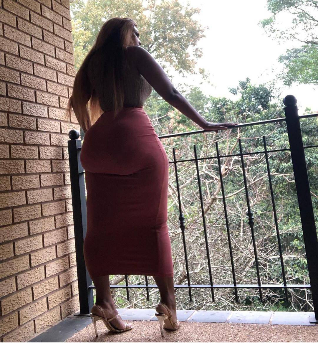 Dat 🍑 | Scrolller