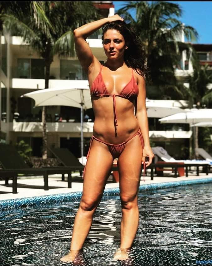 Dat bikini bod 💜💜 | Scrolller