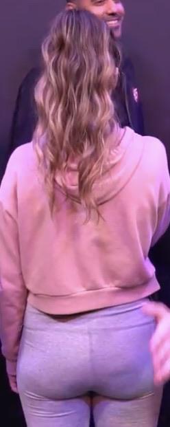 Dat booty doe | Scrolller