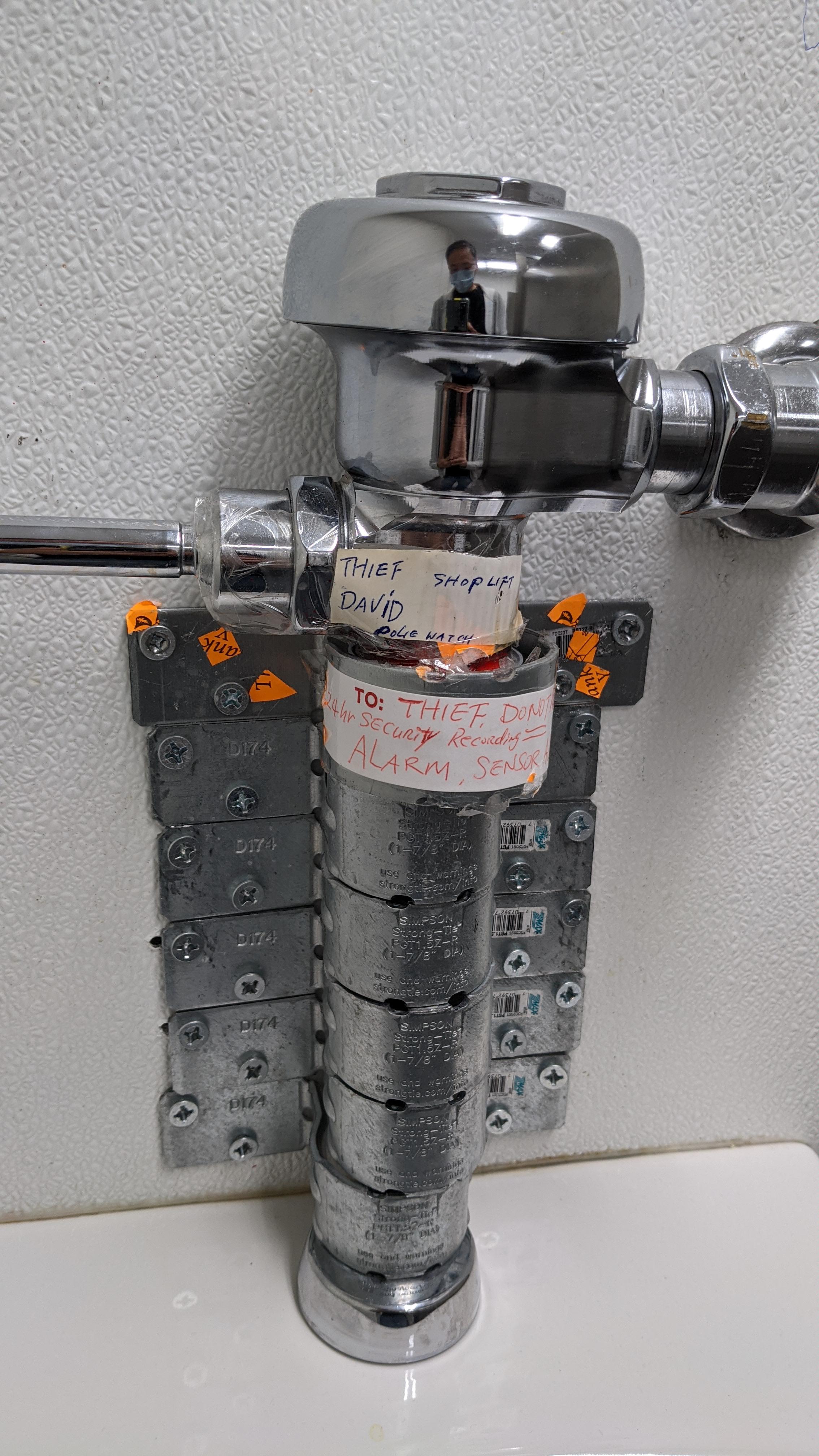 Dave likes to steal urinal pipes | Scrolller