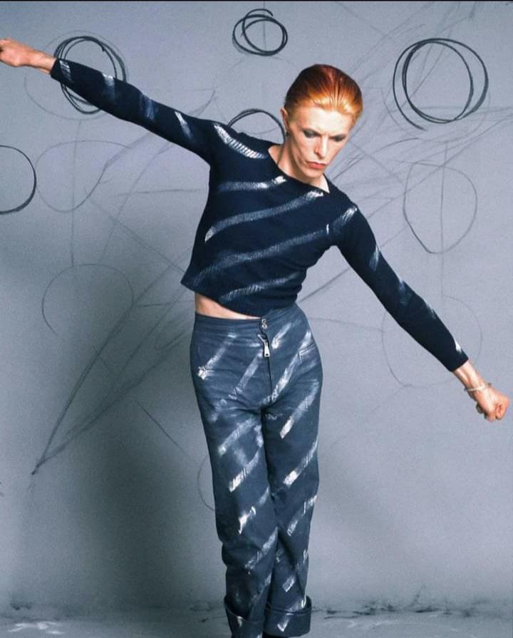 David Bowie 1975. | Scrolller