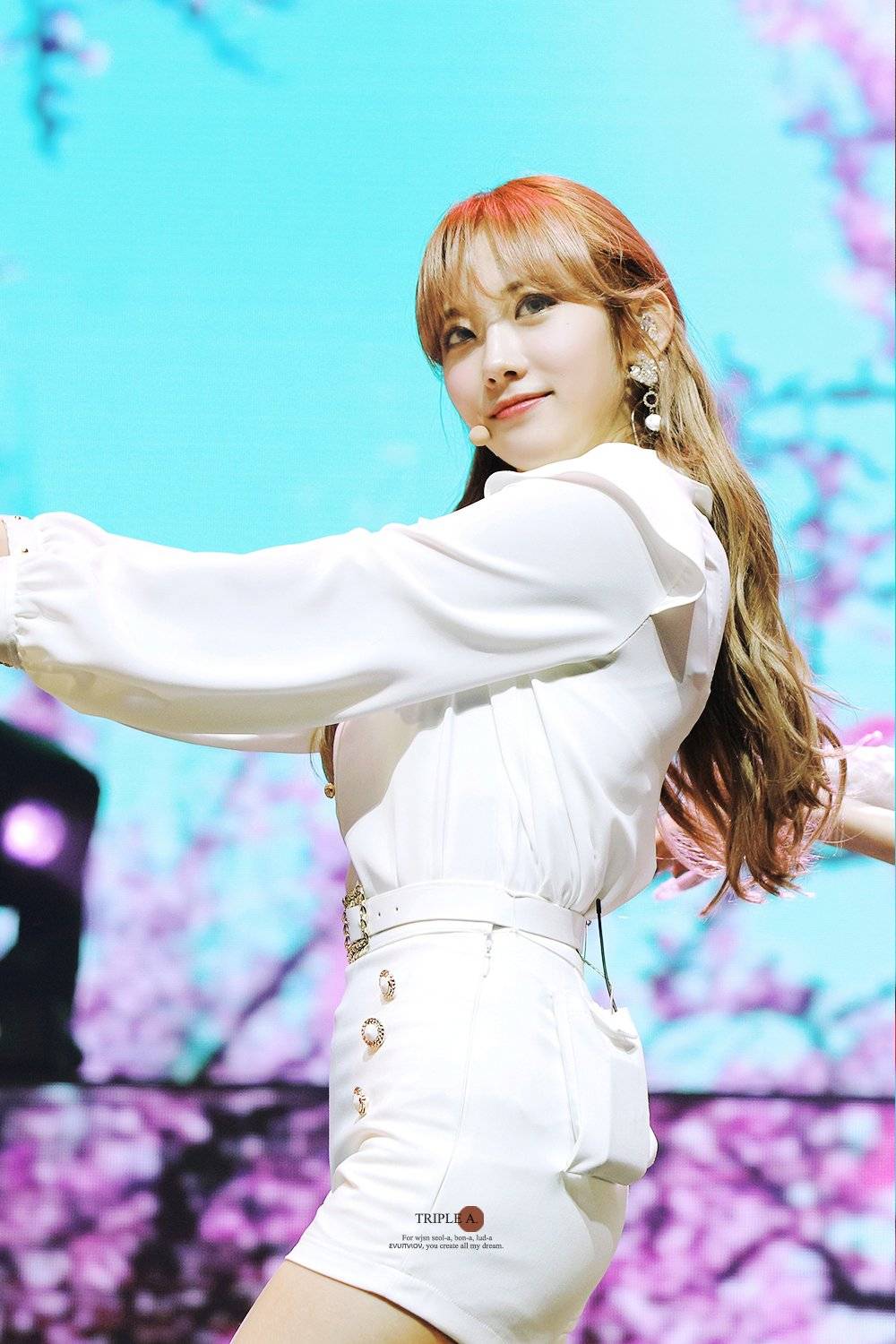Dazzling Luda | Scrolller