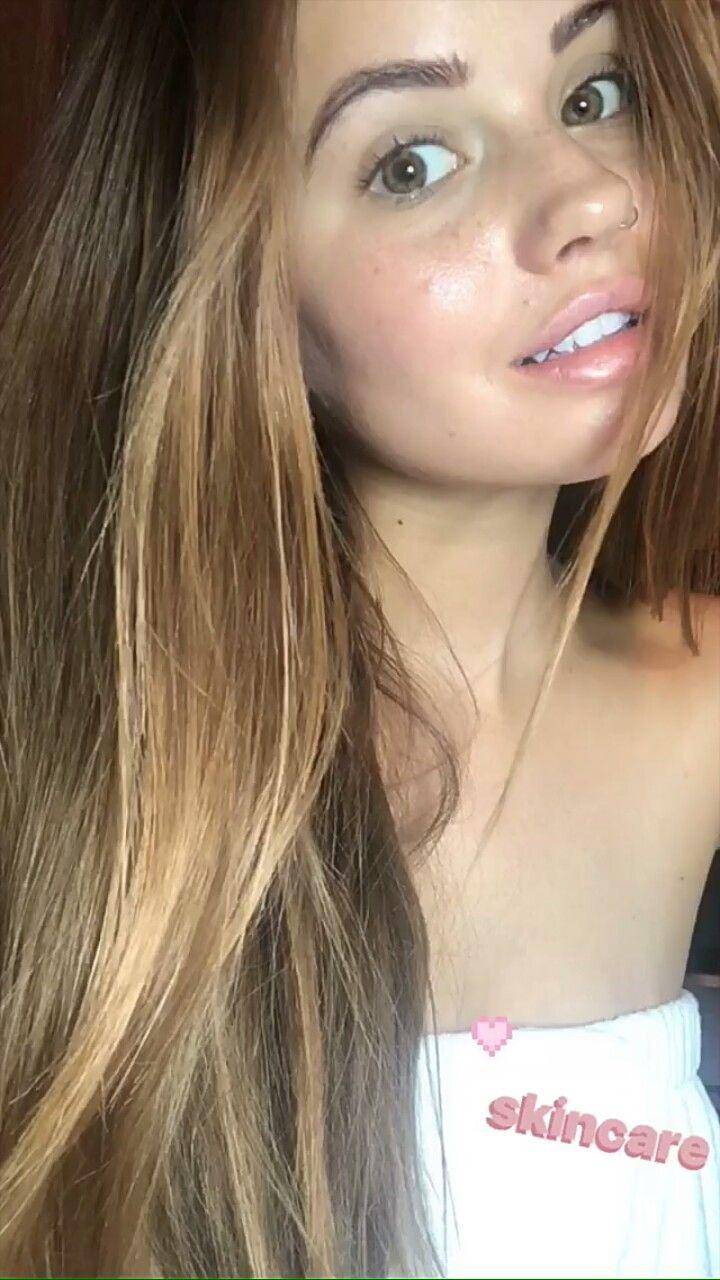 Debby Ryan | Scrolller