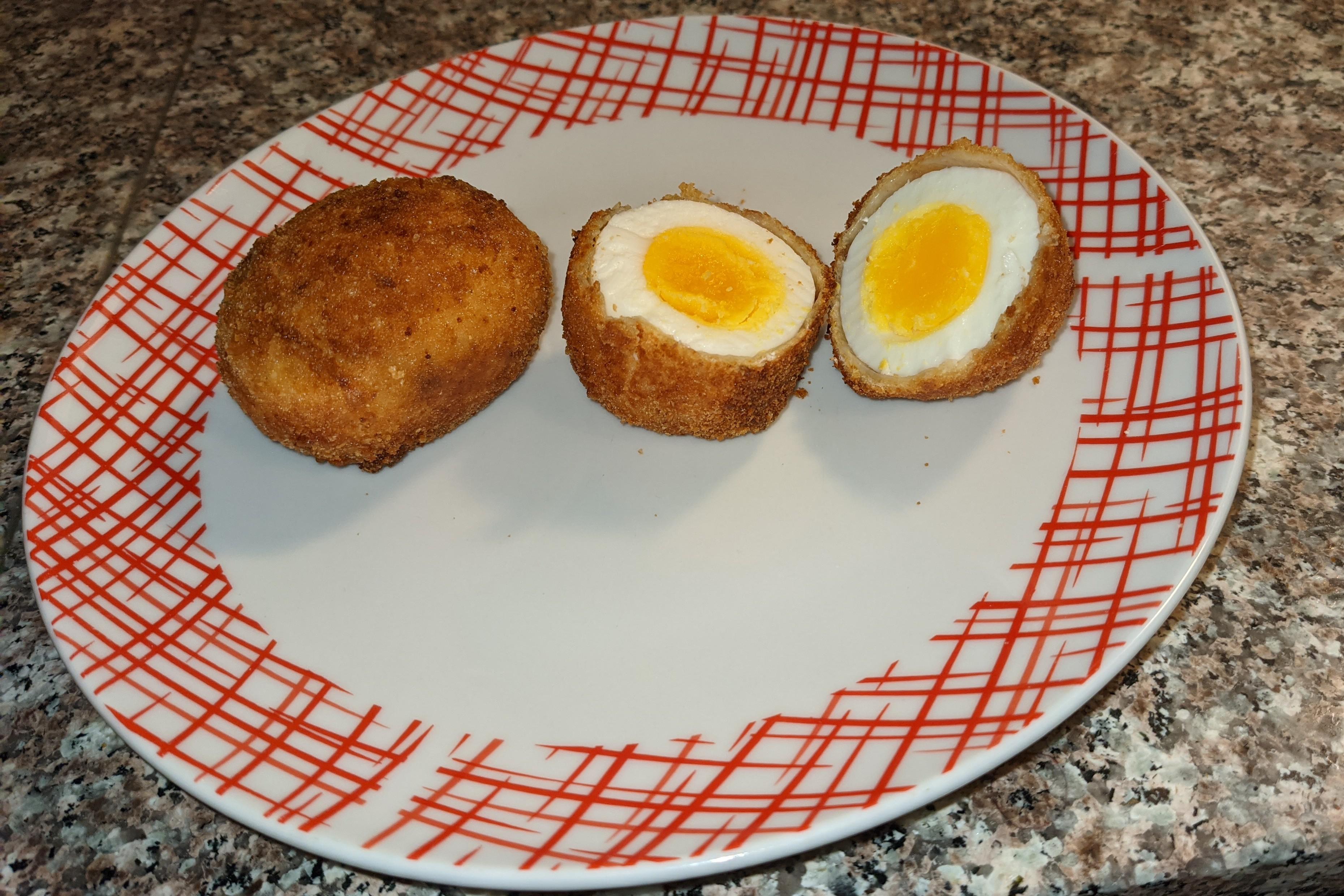 Deep fried hard boiled eggs | Scrolller