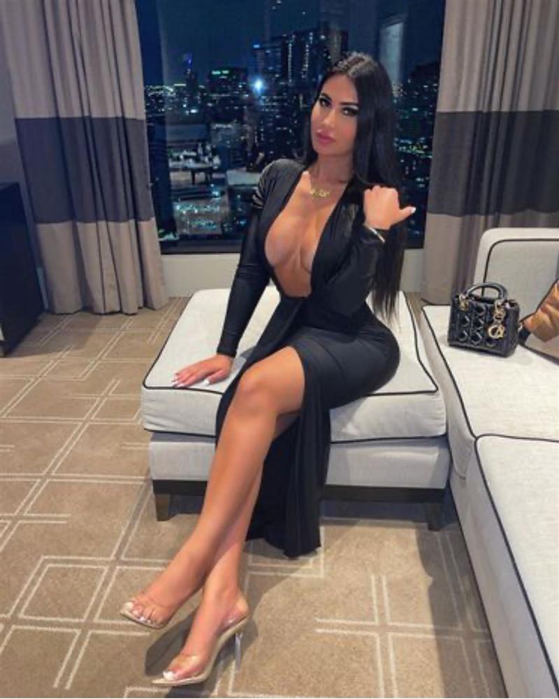 Deep plunge! | Scrolller