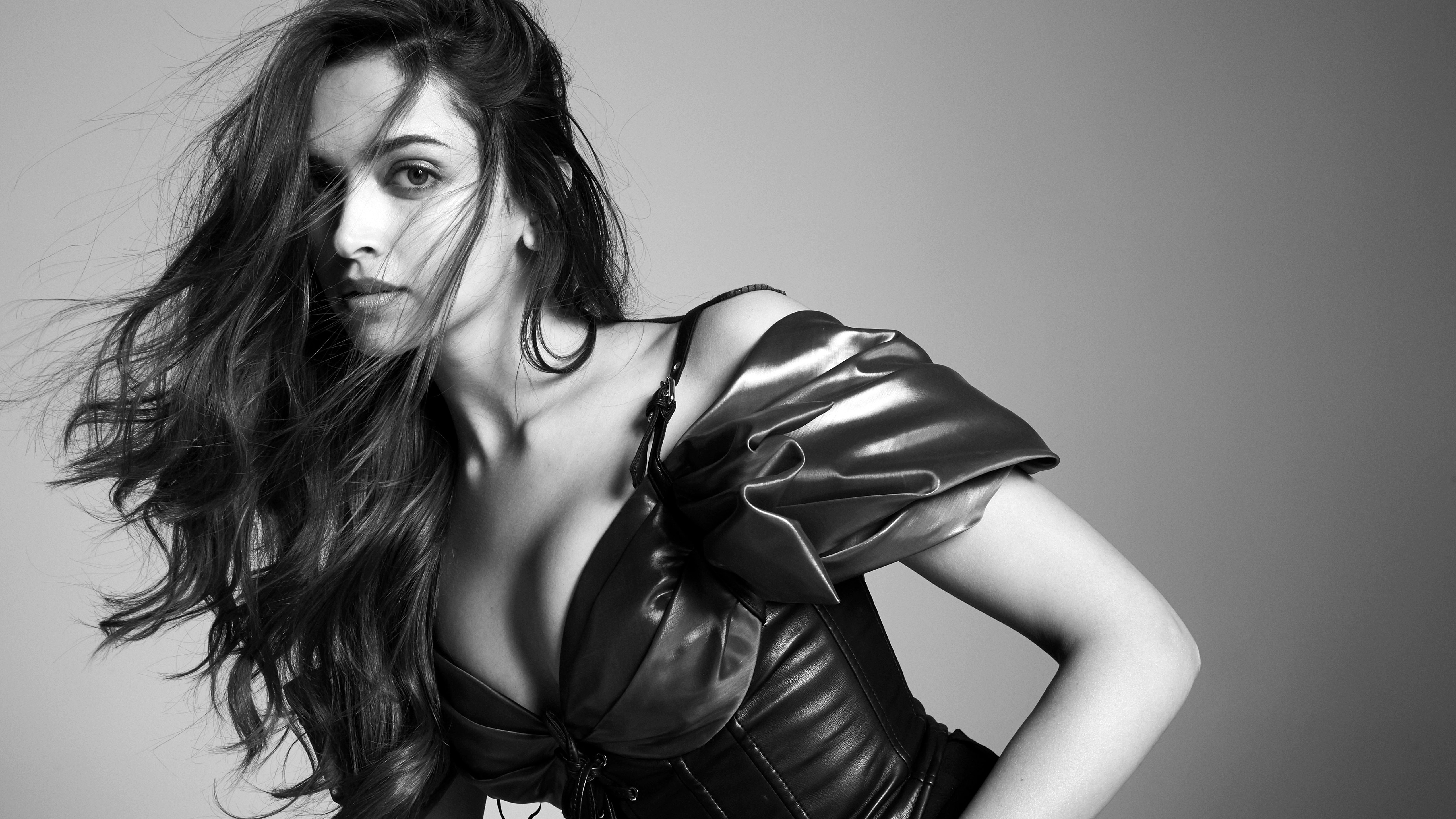 Deepika but in ultra HD | Scrolller