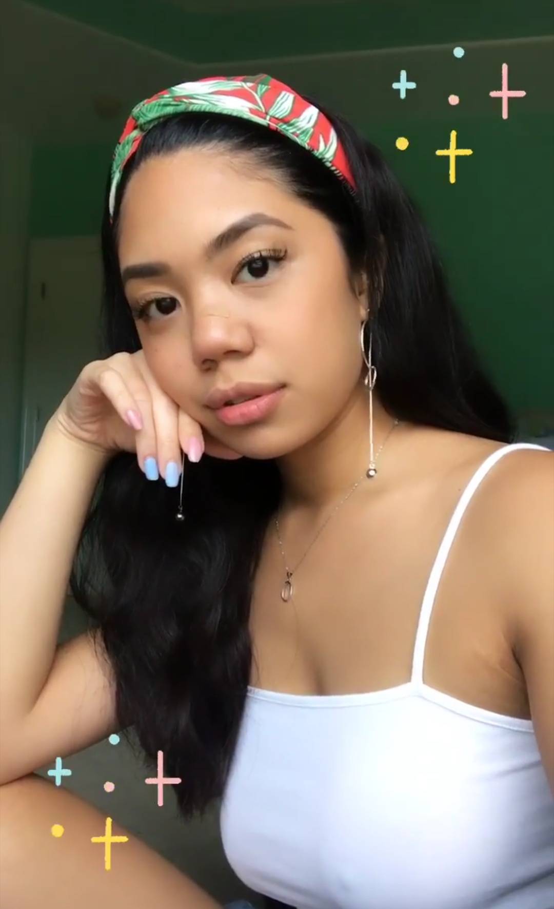 Definitely braless | Scrolller