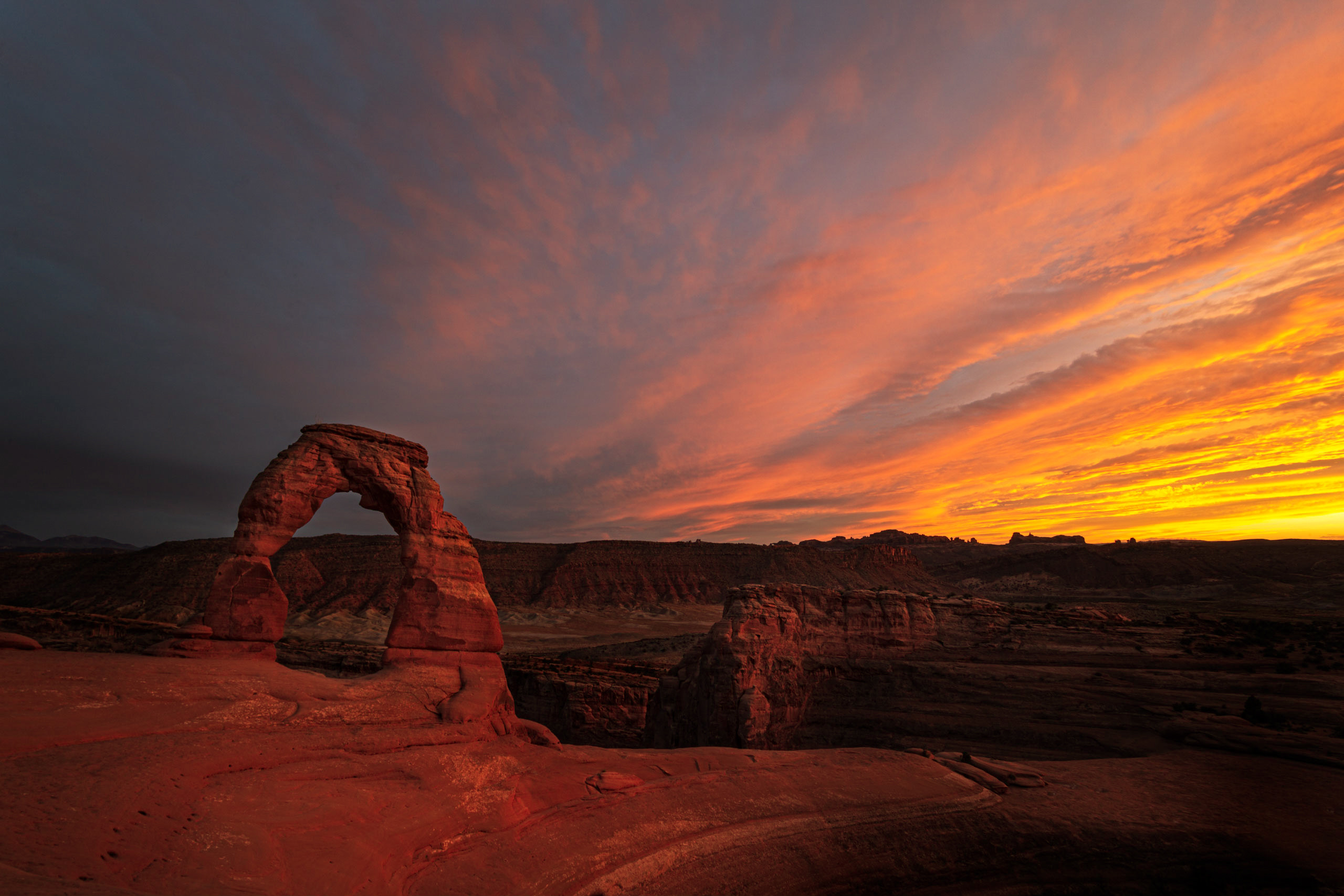 Delicate Arch in delicate light. | Scrolller