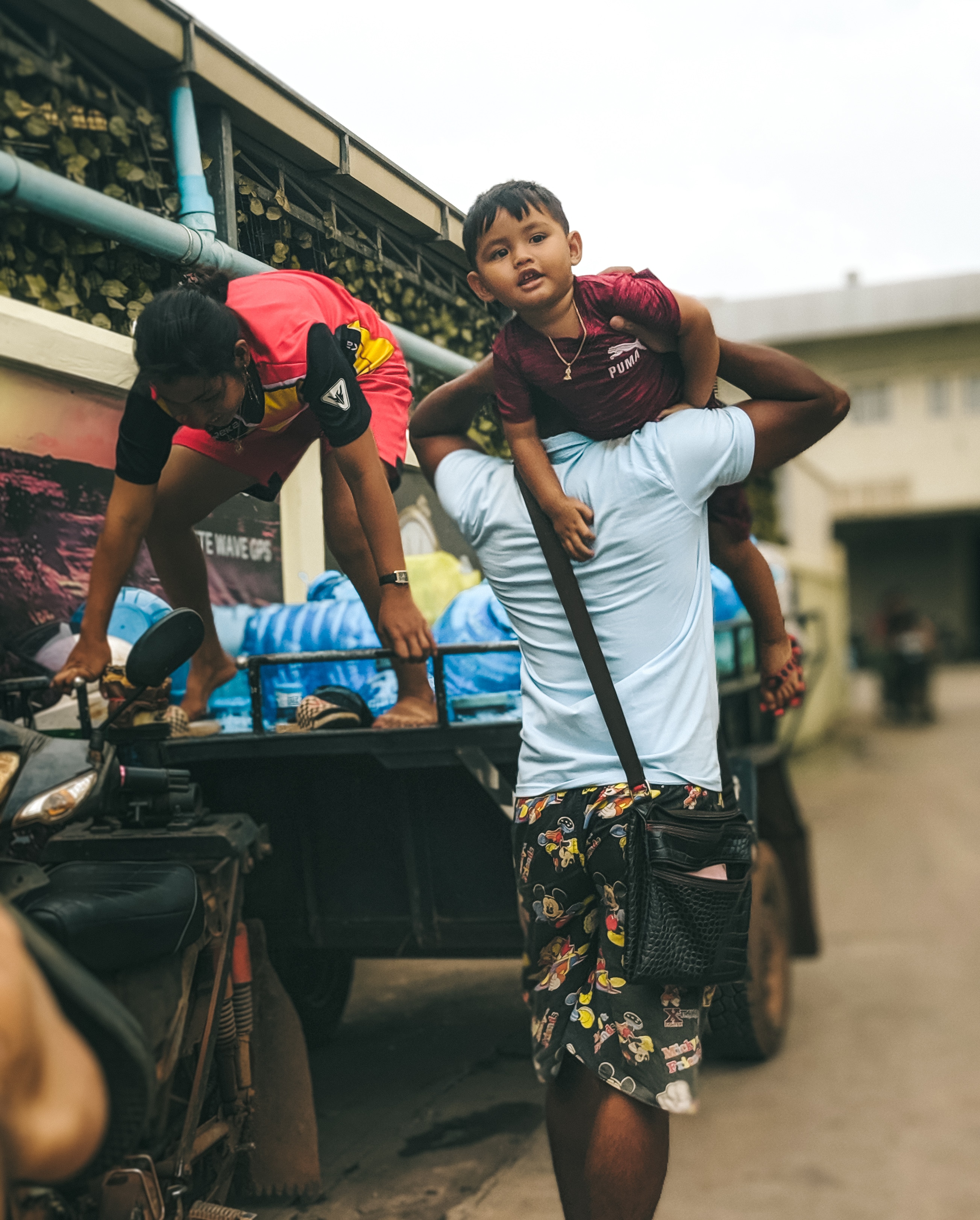 Delivery! | Scrolller