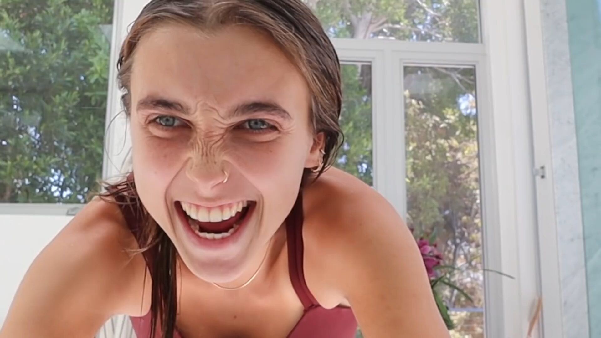 Demon Emma | Scrolller