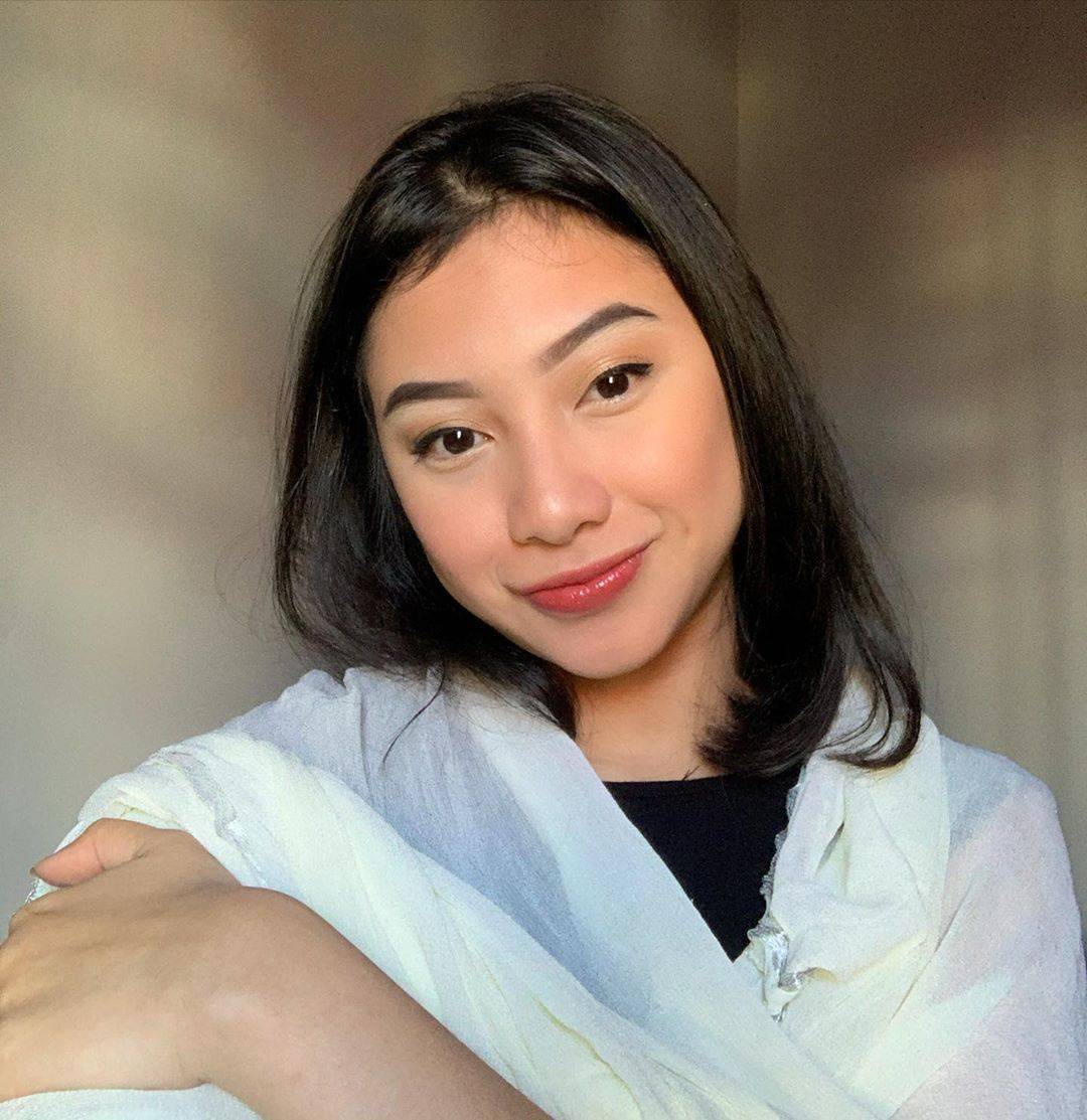 Denala Rafanayla | Scrolller