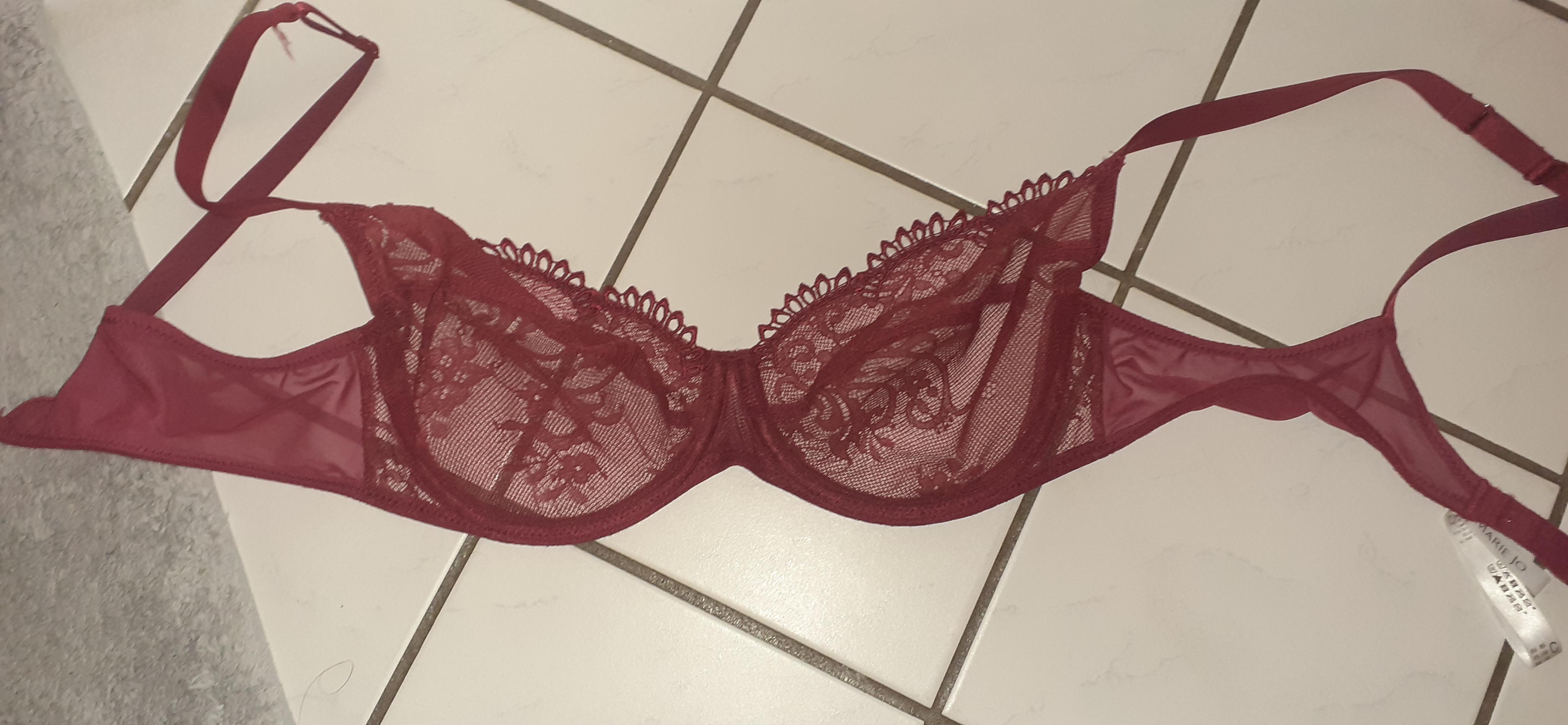 Der bh von der mutter meiner freundin | Scrolller