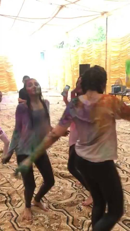 Desi girls dancing in tight leggings | Scrolller