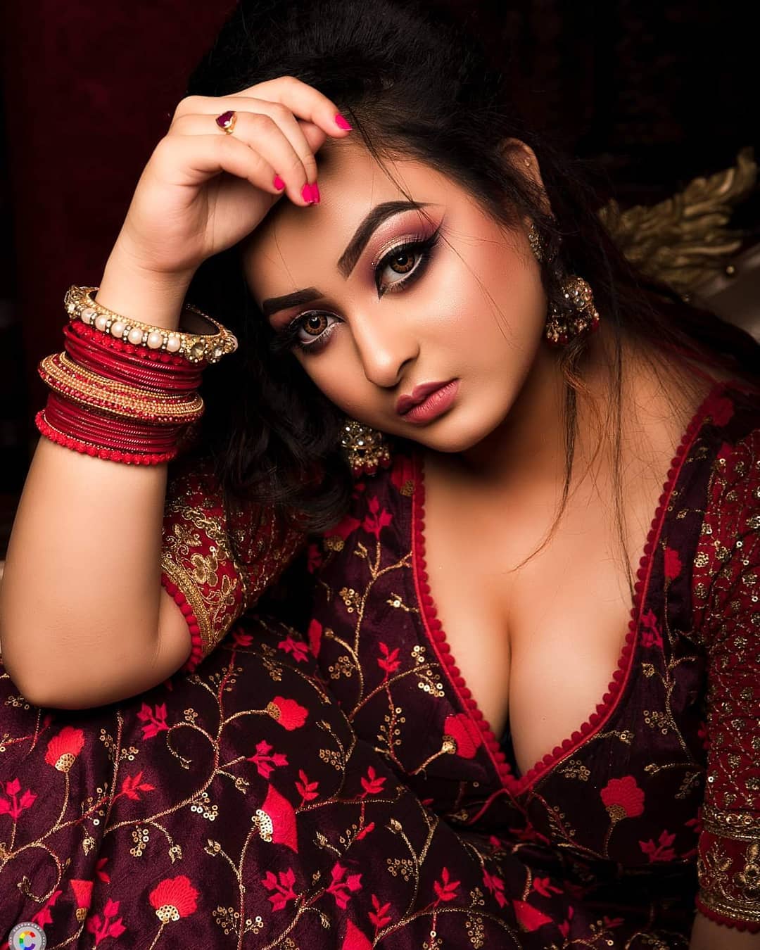 Desi look | Scrolller