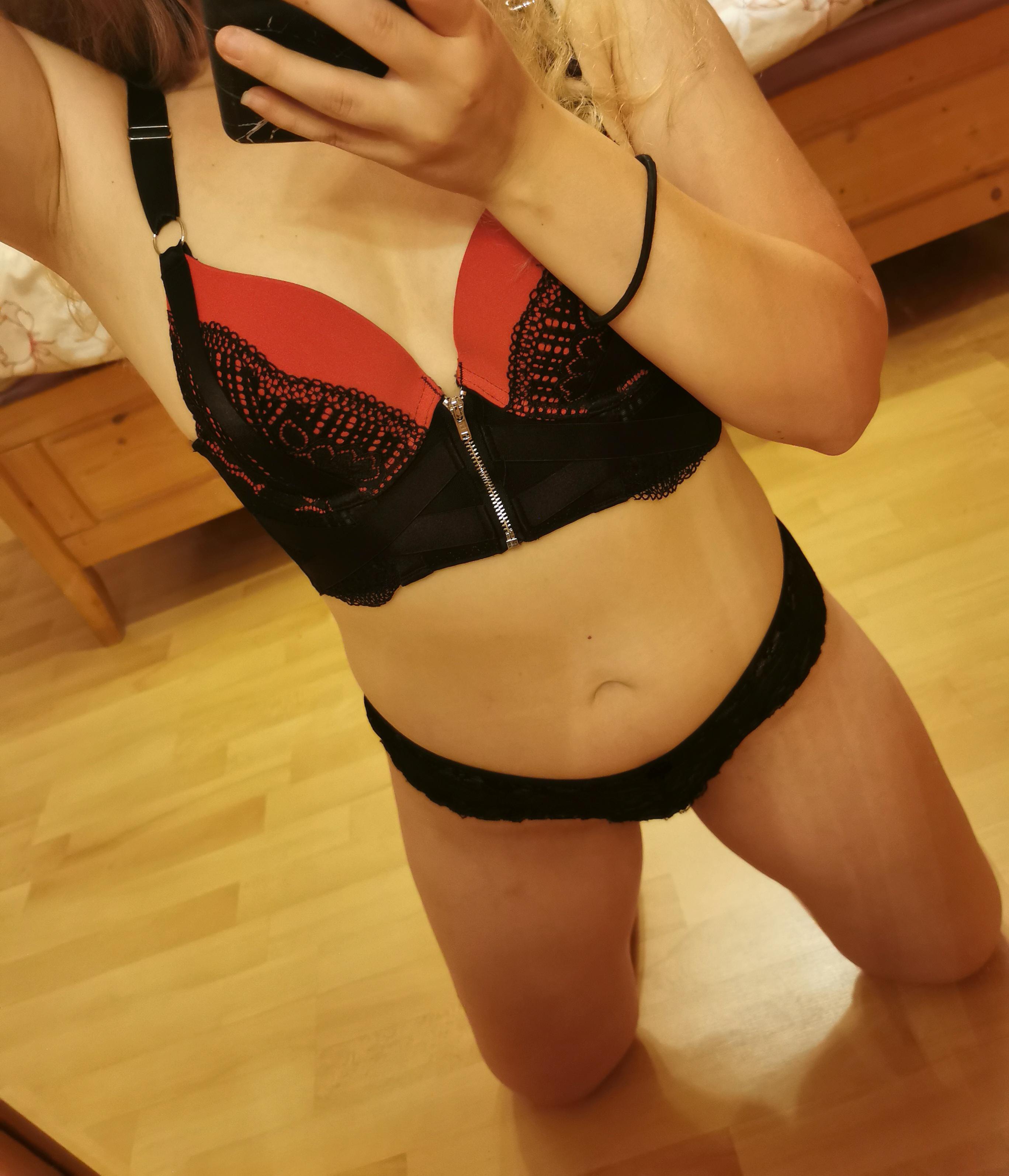 Dessous or naked? What do you prefer? 😈💦🔥 | Scrolller