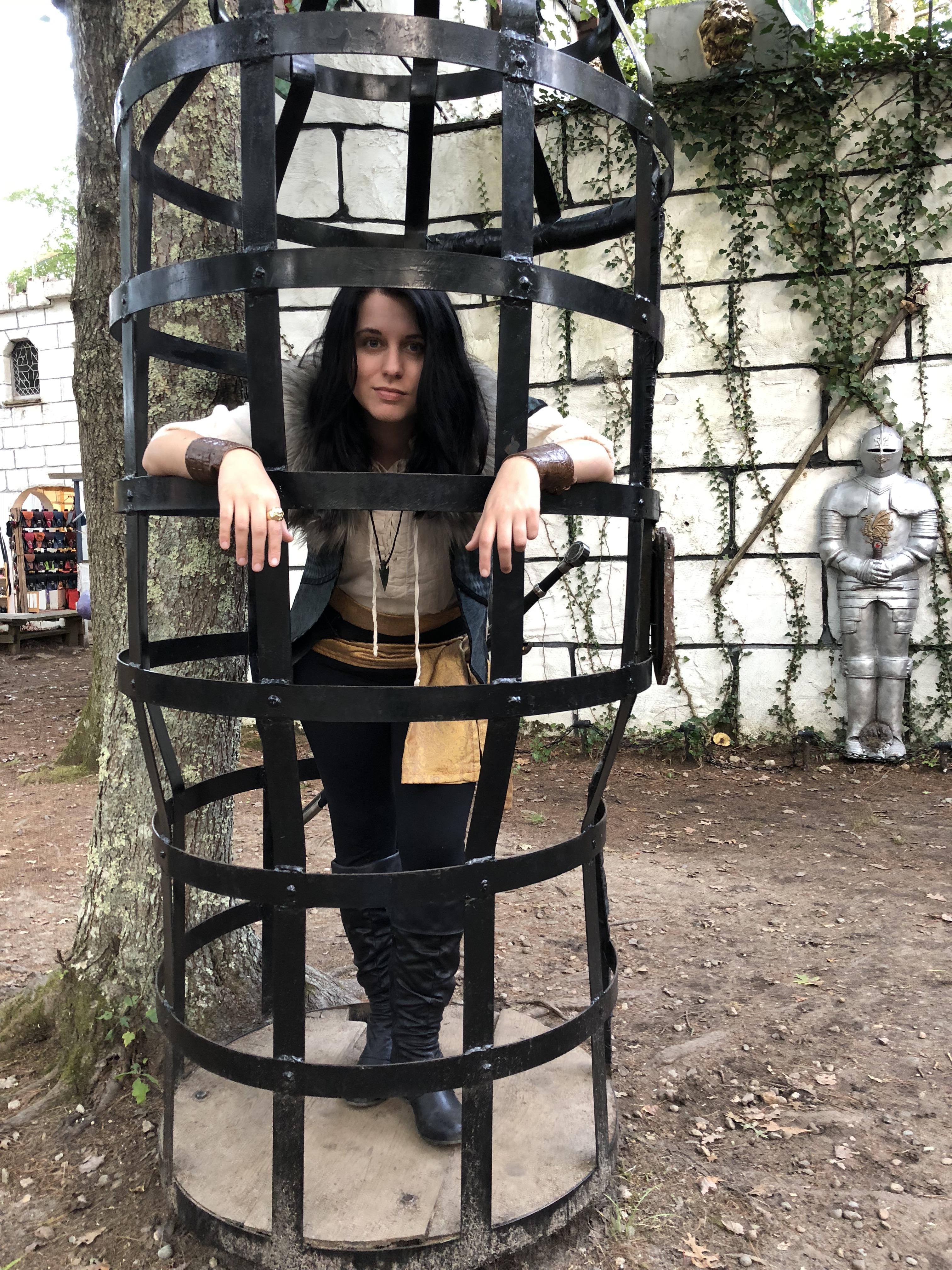 Did someone call for medieval/fantasy lesbians? | Scrolller