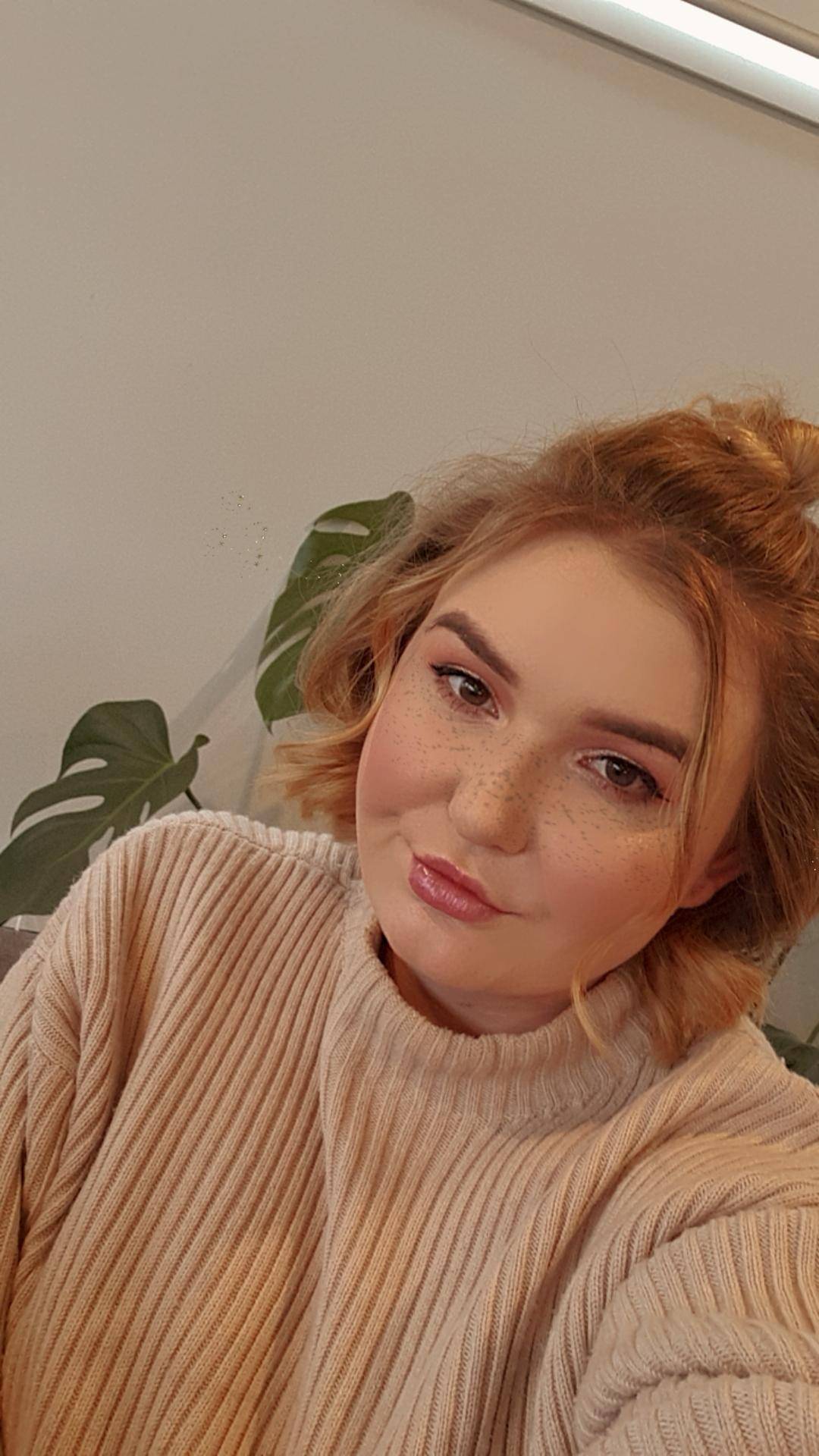 Digging my birthday look :3 Is my hair still short enough? | Scrolller