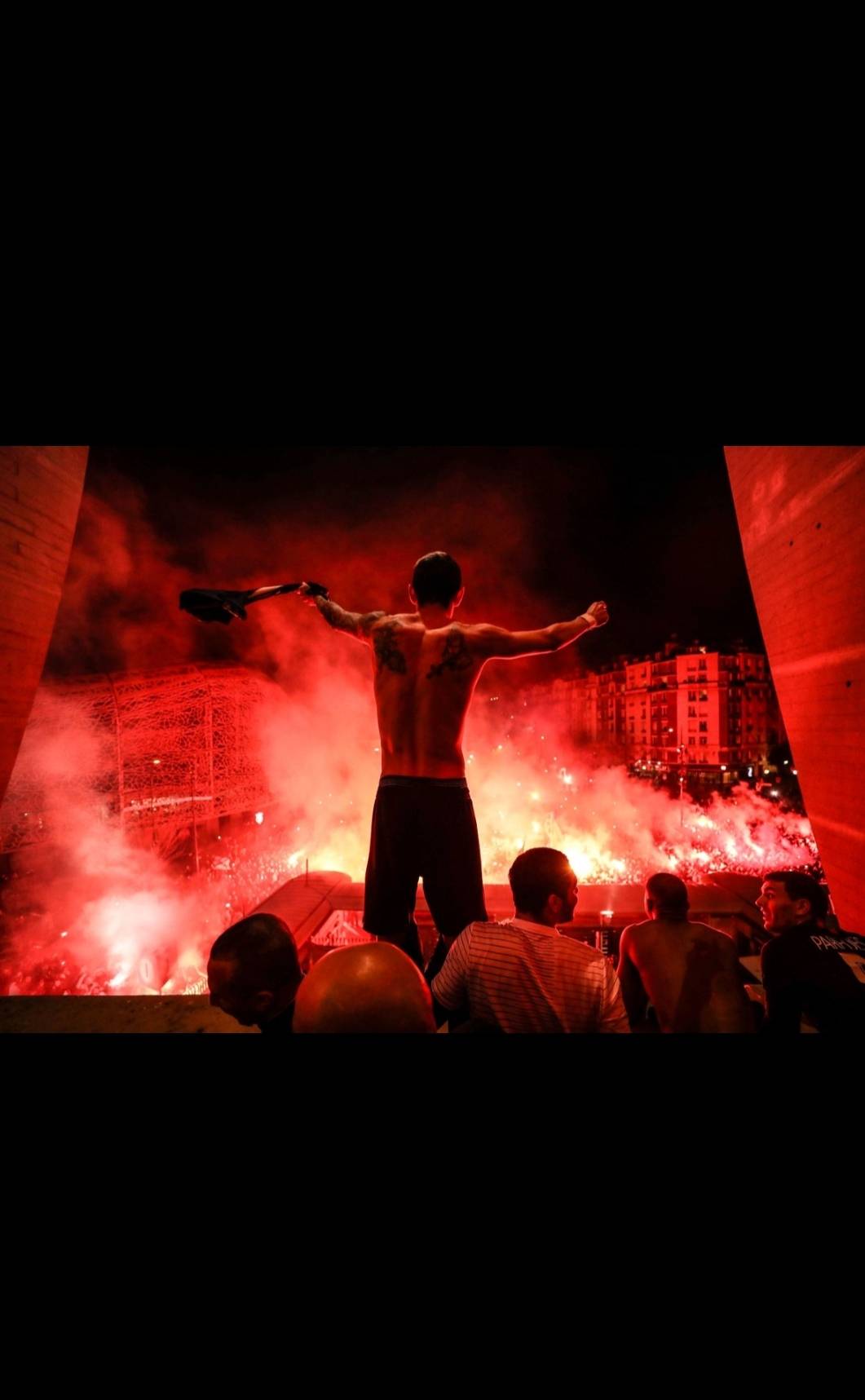 Dima With Celebrating With The Fans Scrolller