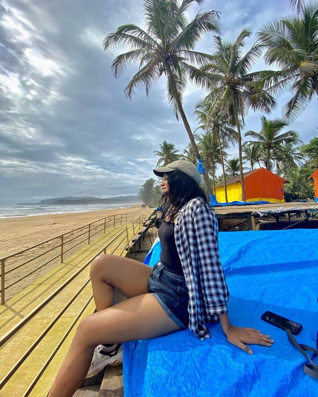 Dimple Mangal | Scrolller