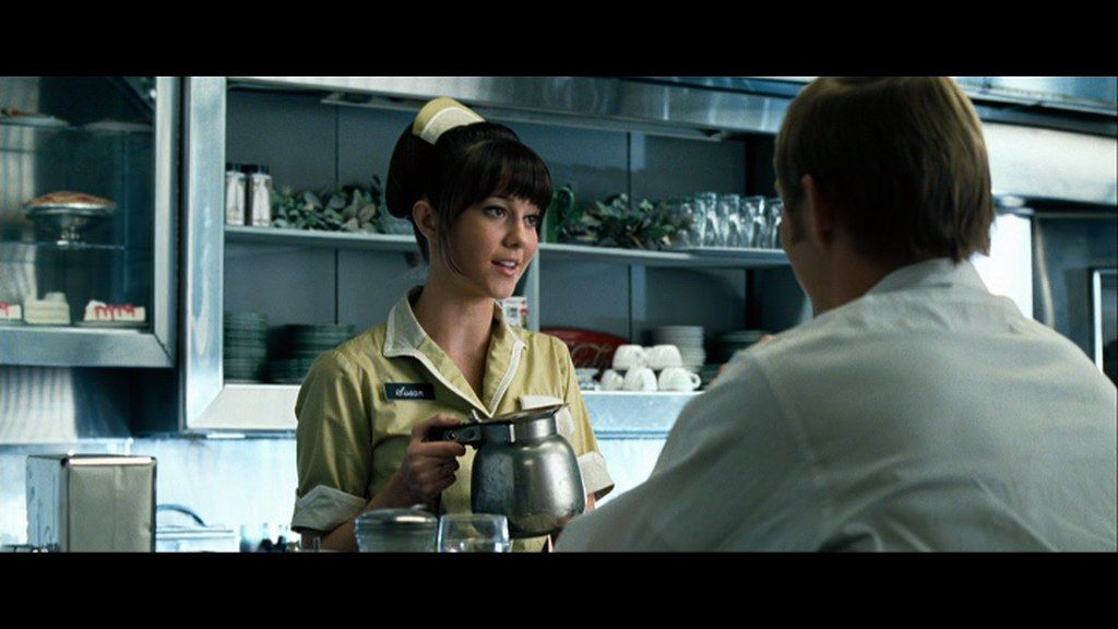 Diner waitress | Scrolller