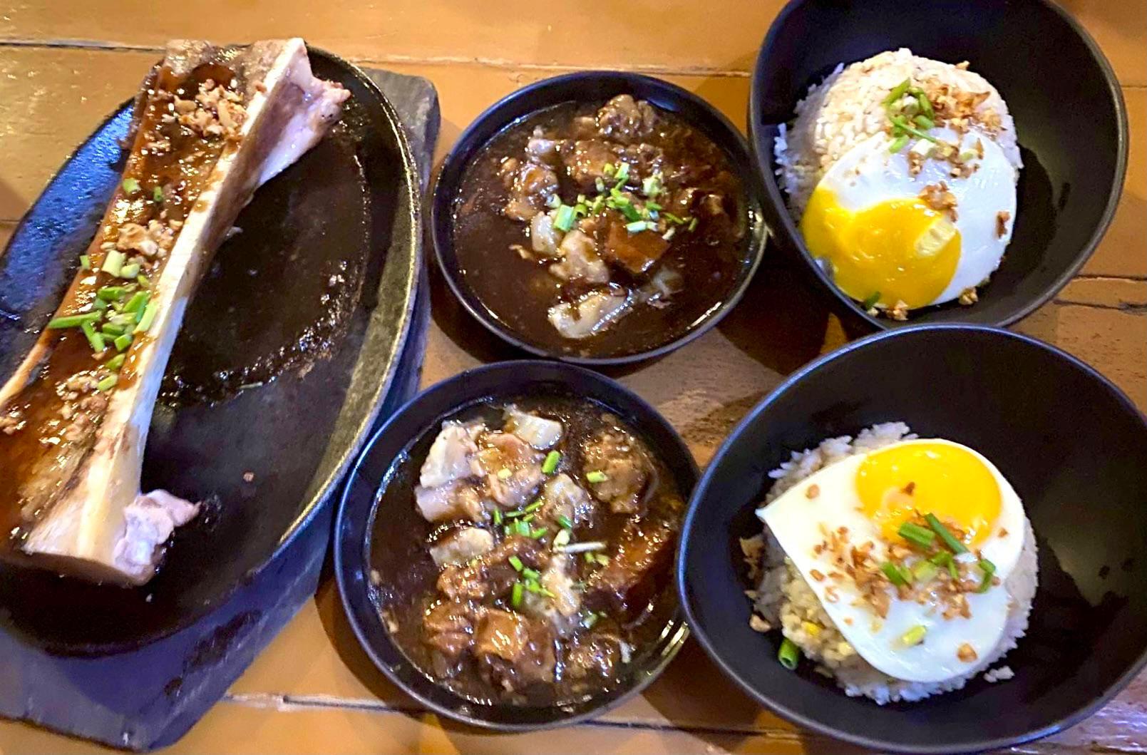 Dinner is served. | Scrolller