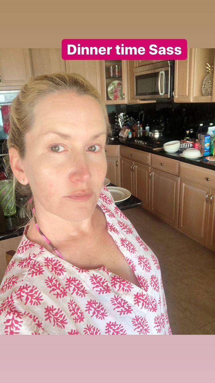 Dinner time Sass | Scrolller