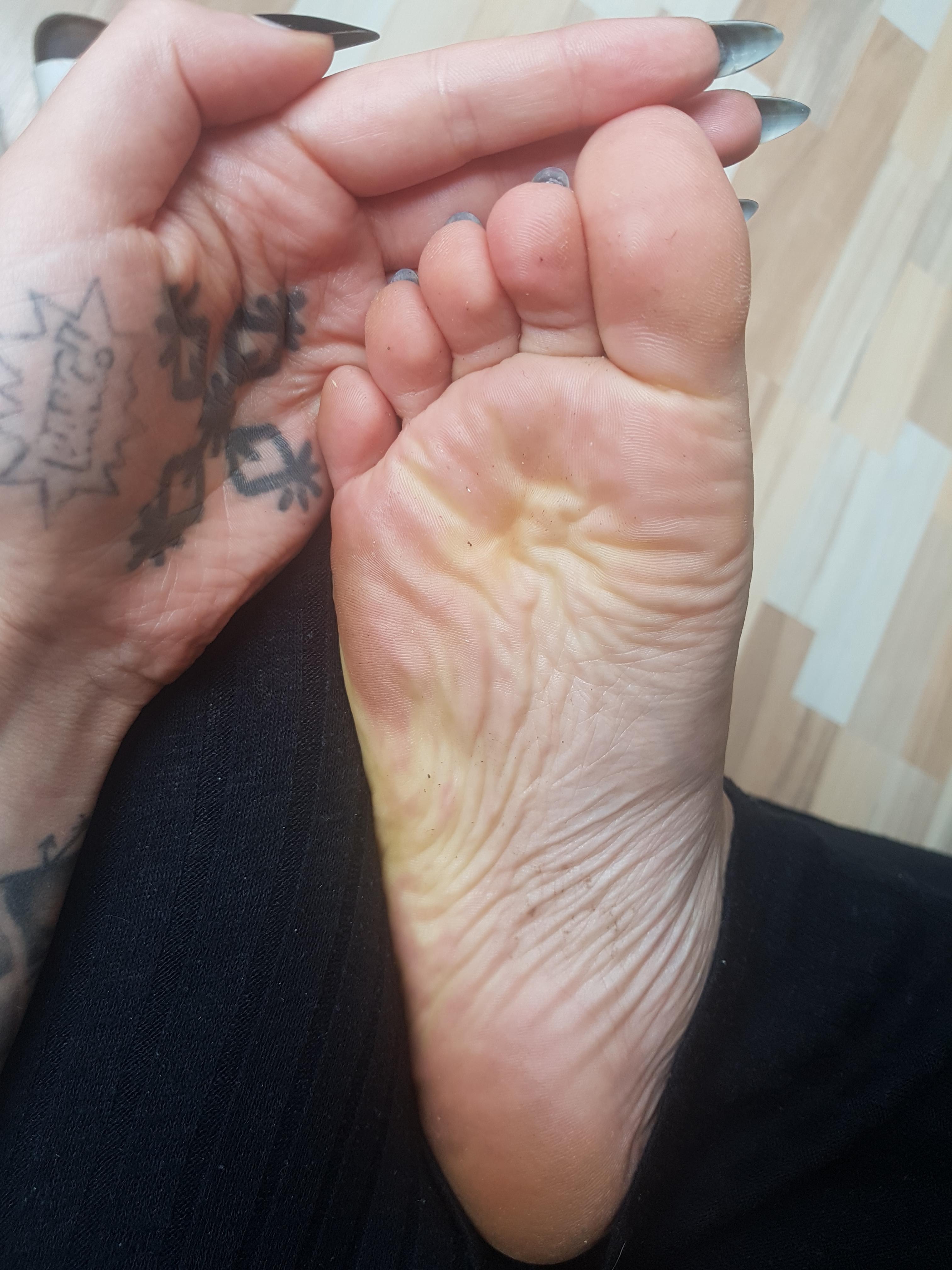 dirty sole for enthusiasts | Scrolller