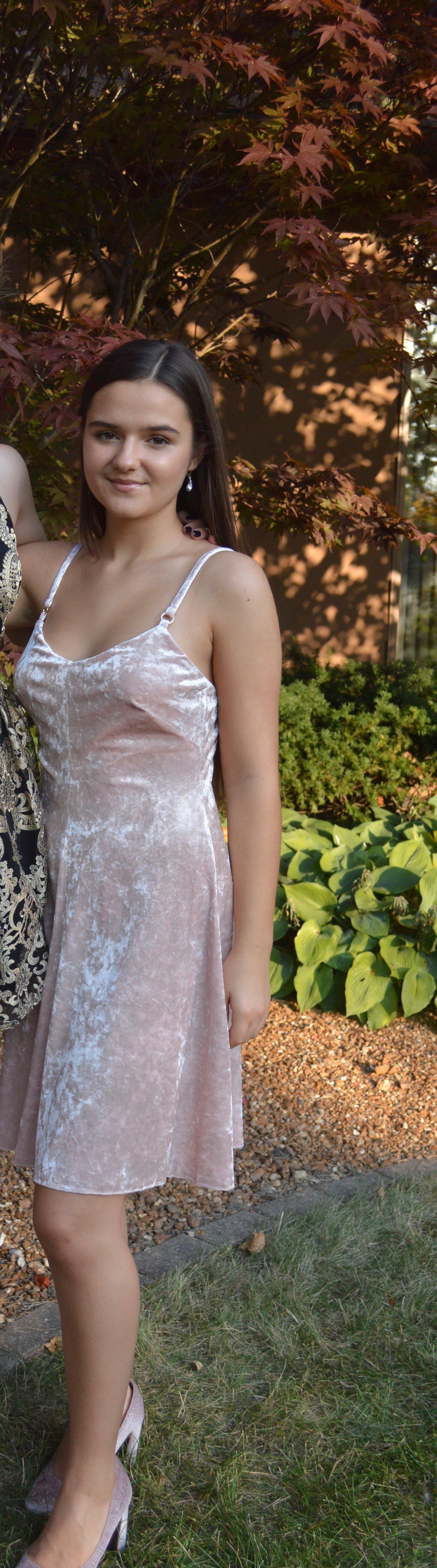 [discord] if you want to worship her the way I do hmu | Scrolller