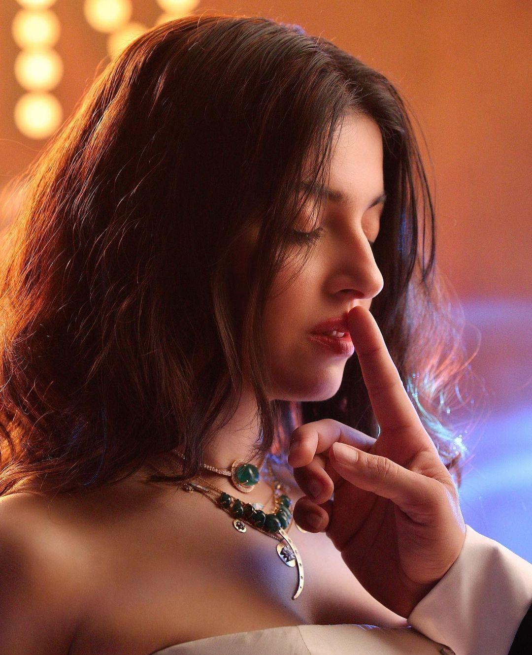 Divya Khosla Kumar sensual | Scrolller