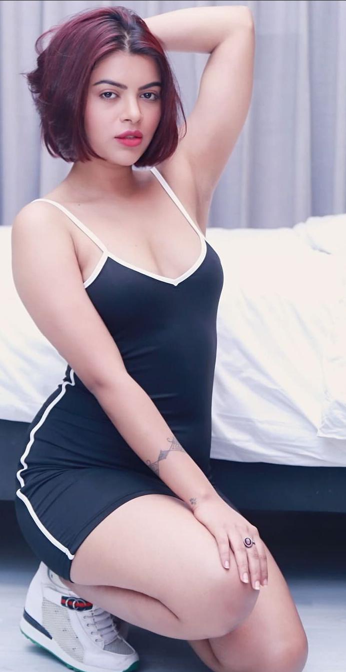 DJ Rhea (new) | Scrolller