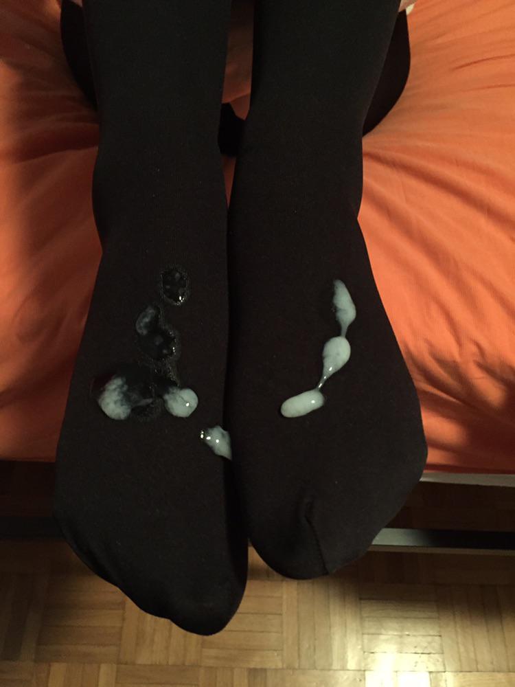 Do cummed nylons fit in here? | Scrolller