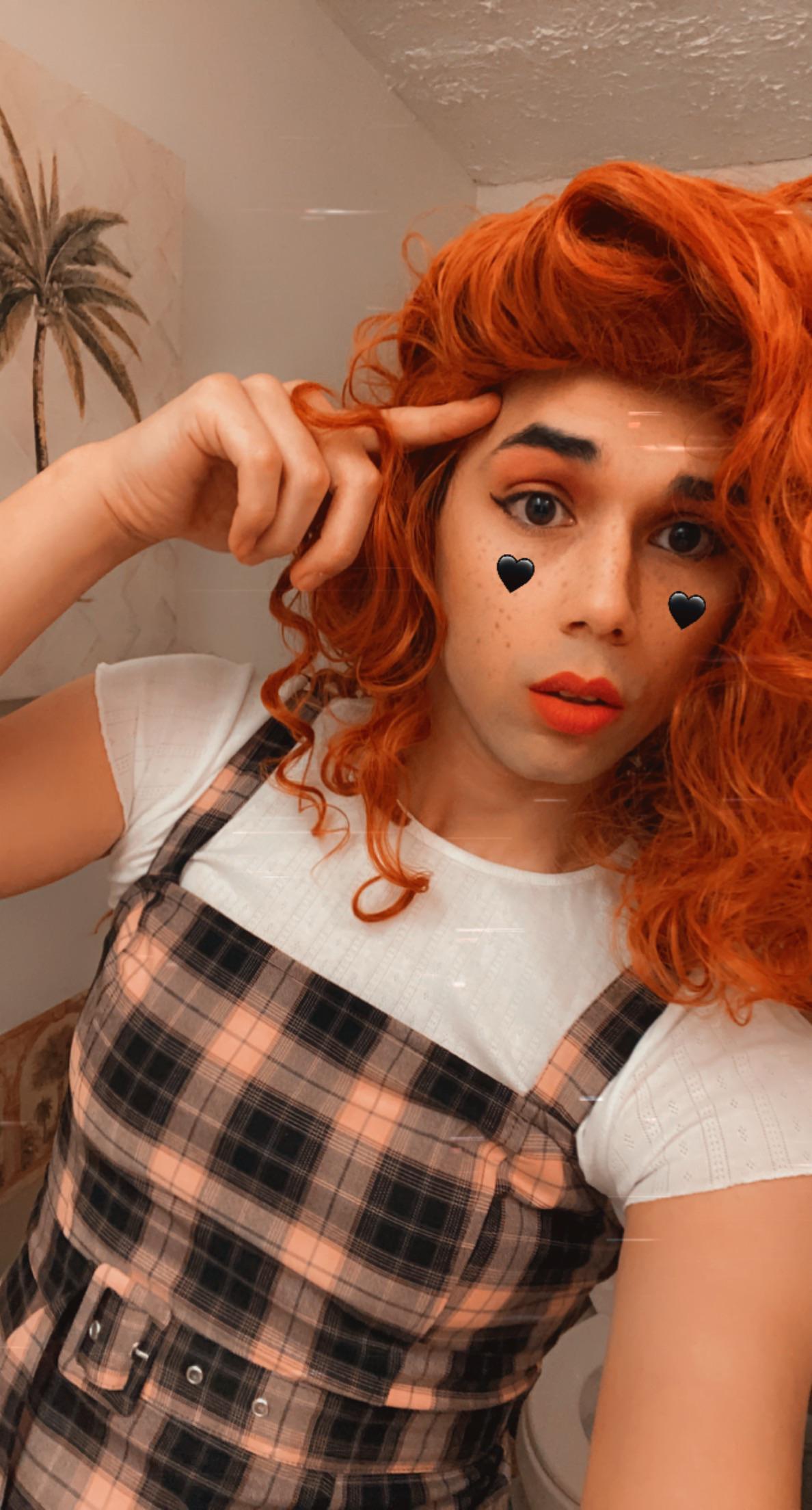 Do I belong here? 🥺 | Scrolller