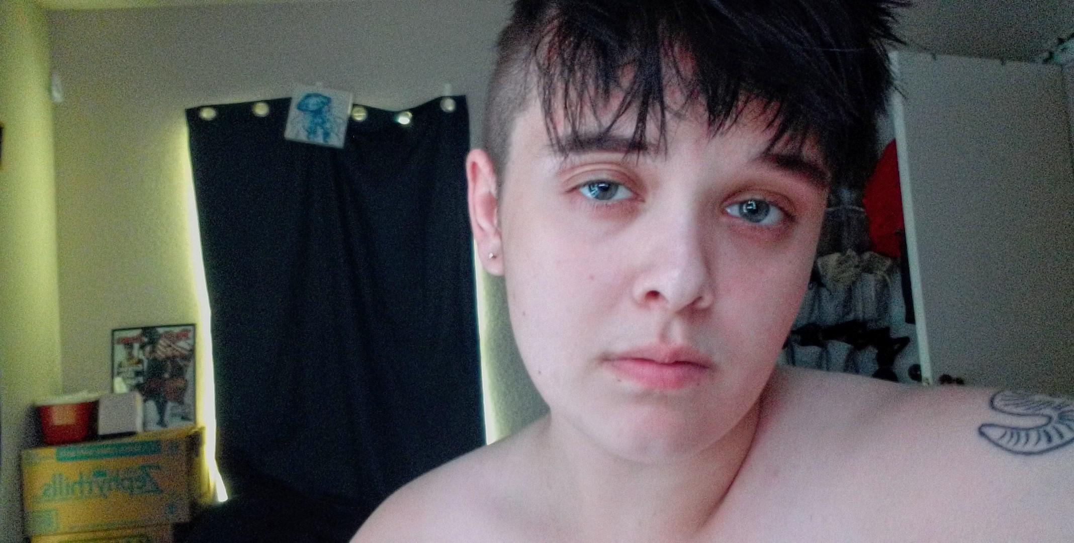 Do I pass? Age? (FtM pre everything) | Scrolller